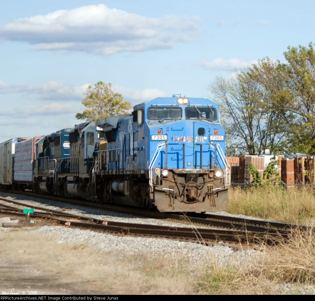 CSX 7305,8141,HLCX 8147 R647